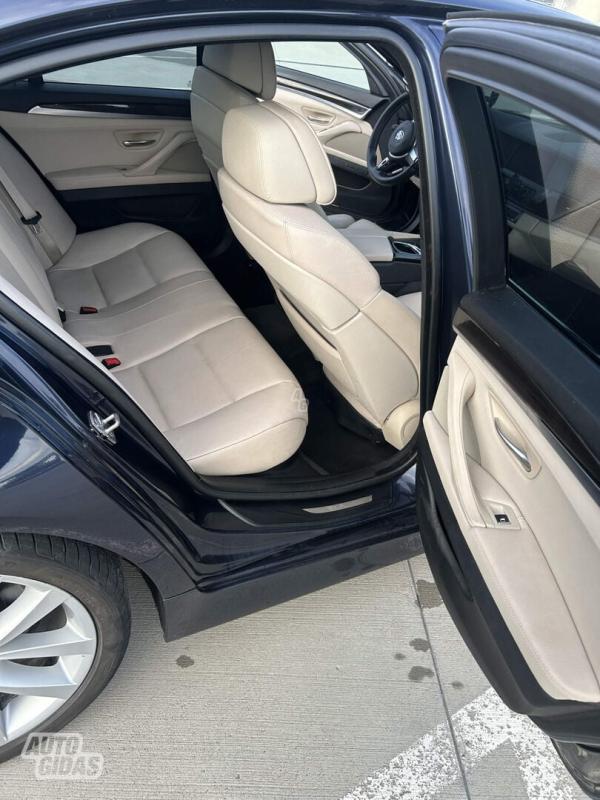 Blue BMW 535 2012 in Vilnius, with an engine capacity of 3.00 L and mileage of 260 thousand km for 8750 €, photo 11 on AUTOMOTO.COM.LV