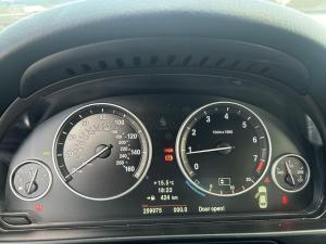 Blue BMW 535 2012 in Vilnius, with an engine capacity of 3.00 L and mileage of 260 thousand km for 8750 €, photo 15 on AUTOMOTO.COM.LV
