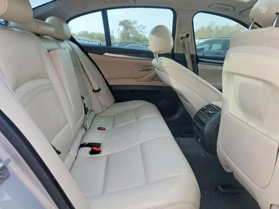 Blue BMW 535 2014 in Vilnius, with an engine capacity of 2.98 L and mileage of 108 thousand km for 4300 €, photo 11 on AUTOMOTO.COM.LV