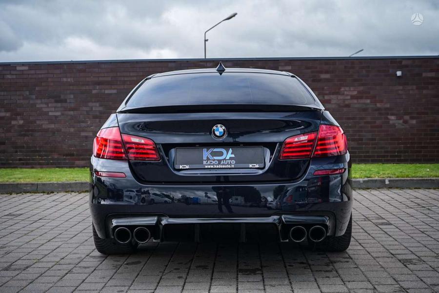 Blue BMW 535 2014 in Marijampole, with an engine capacity of 2.99 L and mileage of 262 thousand km for 16450 €, photo 10 on AUTOMOTO.COM.LV