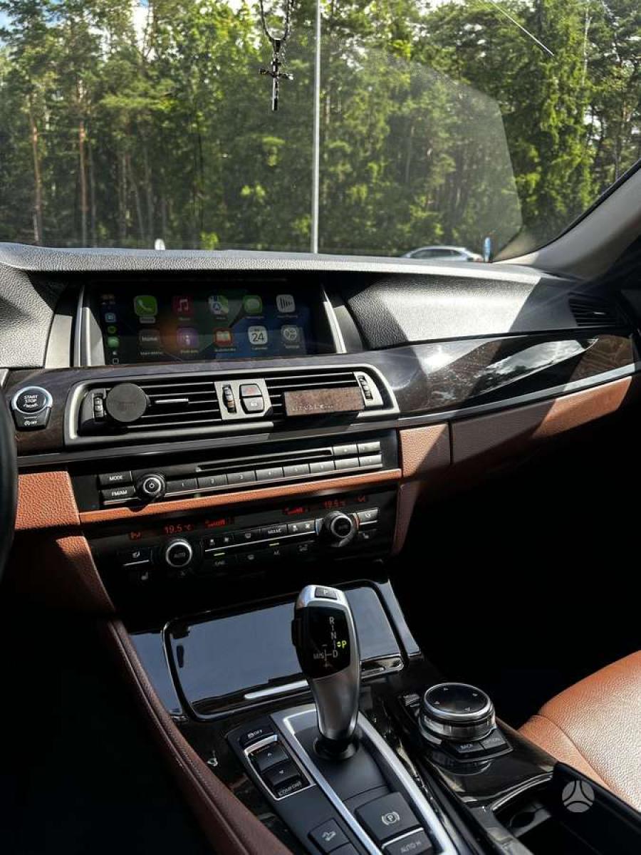 Blue BMW 535 2014 in Klaipeda, with an engine capacity of 2.98 L and mileage of 280 thousand km for 14499 €, photo 12 on AUTOMOTO.COM.LV