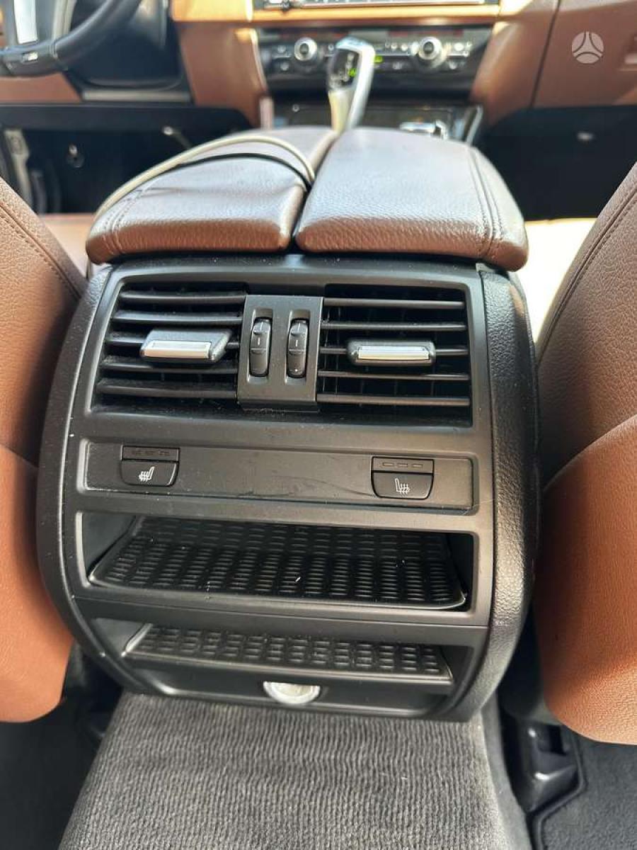 Blue BMW 535 2014 in Klaipeda, with an engine capacity of 2.98 L and mileage of 280 thousand km for 14499 €, photo 16 on AUTOMOTO.COM.LV