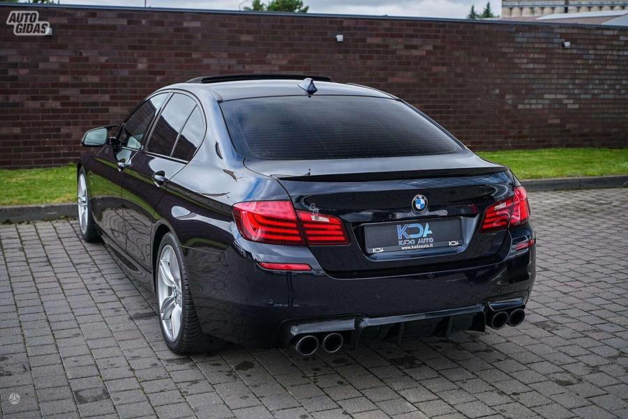 Blue BMW 535 2014 in Kaunas, with an engine capacity of 3.00 L and mileage of 262 thousand km for 16450 €, photo 9 on AUTOMOTO.COM.LV