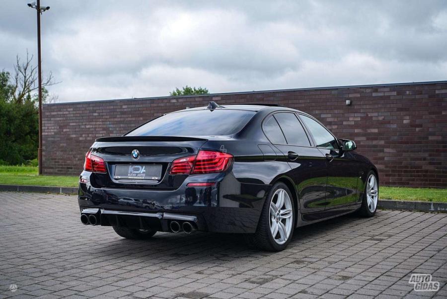 Blue BMW 535 2014 in Kaunas, with an engine capacity of 3.00 L and mileage of 262 thousand km for 16450 €, photo 12 on AUTOMOTO.COM.LV