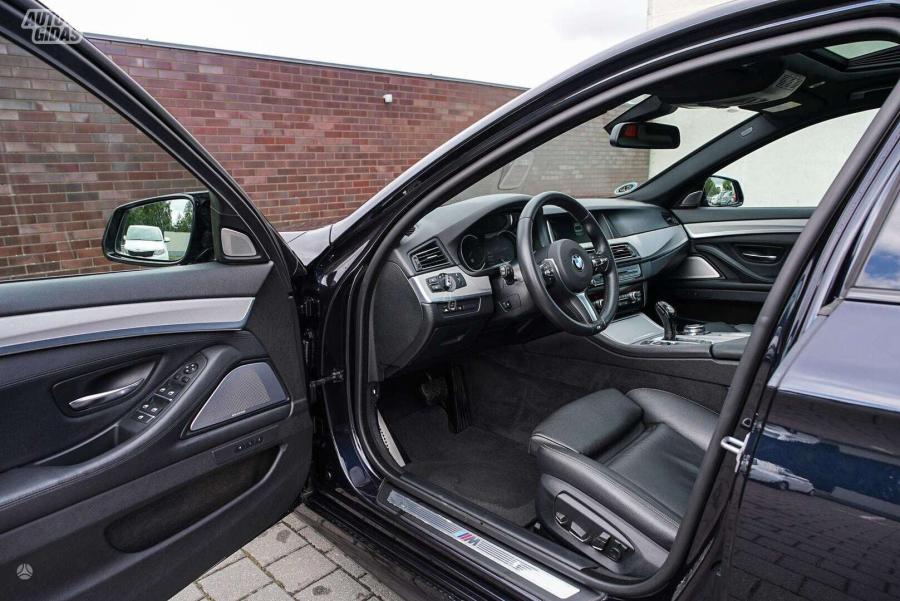 Blue BMW 535 2014 in Kaunas, with an engine capacity of 3.00 L and mileage of 262 thousand km for 16450 €, photo 23 on AUTOMOTO.COM.LV