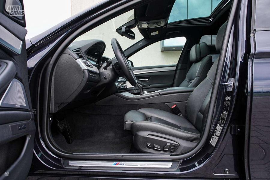 Blue BMW 535 2014 in Kaunas, with an engine capacity of 3.00 L and mileage of 262 thousand km for 16450 €, photo 25 on AUTOMOTO.COM.LV