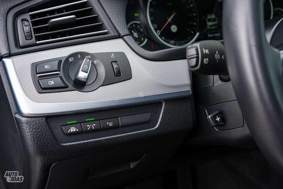 Blue BMW 535 2014 in Kaunas, with an engine capacity of 3.00 L and mileage of 262 thousand km for 16450 €, photo 28 on AUTOMOTO.COM.LV