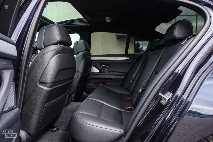 Blue BMW 535 2014 in Kaunas, with an engine capacity of 3.00 L and mileage of 262 thousand km for 16450 €, photo 32 on AUTOMOTO.COM.LV