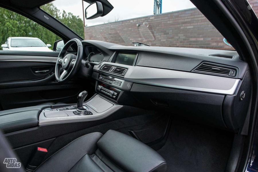 Blue BMW 535 2014 in Kaunas, with an engine capacity of 3.00 L and mileage of 262 thousand km for 16450 €, photo 36 on AUTOMOTO.COM.LV