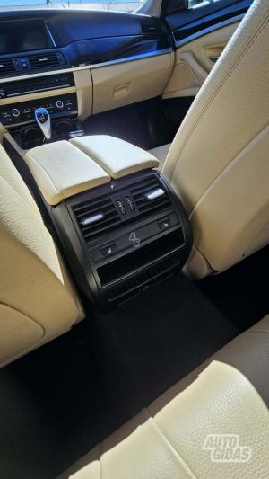 Blue BMW 535 2016 in Plunge, with an engine capacity of 3.00 L and mileage of 180 thousand km for 12000 €, photo 10 on AUTOMOTO.COM.LV