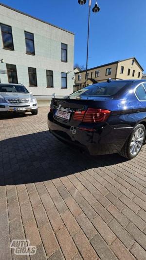 Blue BMW 535 2016 in Plunge, with an engine capacity of 3.00 L and mileage of 180 thousand km for 12000 €, photo 20 on AUTOMOTO.COM.LV