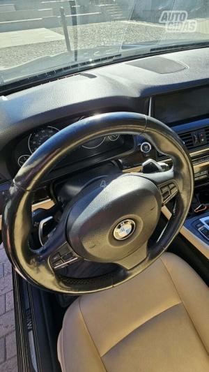 Blue BMW 535 2016 in Plunge, with an engine capacity of 3.00 L and mileage of 180 thousand km for 12000 €, photo 26 on AUTOMOTO.COM.LV