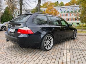 Blue BMW 535 2005 in Riga, with an engine capacity of 3.00 L and mileage of 320 thousand km for 6750 €, photo 7 on AUTOMOTO.COM.LV
