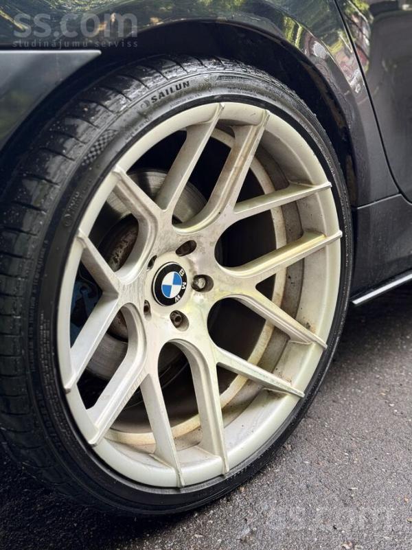 Blue BMW 535 2005 in Riga, with an engine capacity of 3.00 L and mileage of 396 thousand km for 4950 €, photo 8 on AUTOMOTO.COM.LV