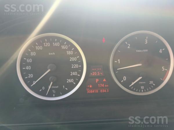 Blue BMW 535 2005 in Jelgava, with an engine capacity of 3.00 L and mileage of 308 thousand km for 5000 €, photo 7 on AUTOMOTO.COM.LV