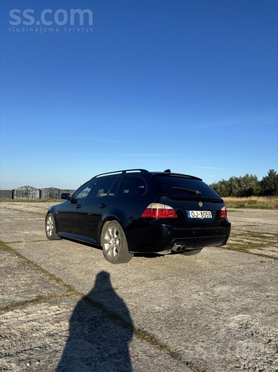 Blue BMW 535 2005 in Liepaja, with an engine capacity of 3.00 L and mileage of 434 thousand km for 4600 €, photo 4 on AUTOMOTO.COM.LV