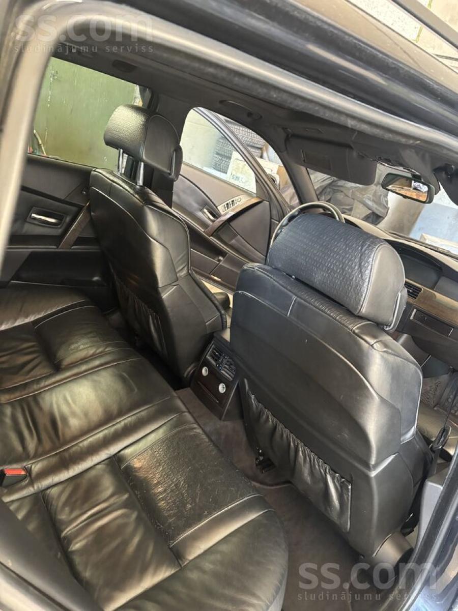 Blue BMW 535 2005 in Liepaja, with an engine capacity of 3.00 L and mileage of 434 thousand km for 4600 €, photo 13 on AUTOMOTO.COM.LV