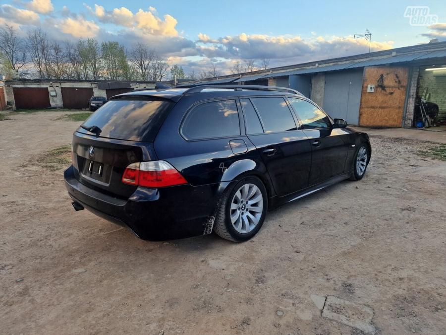Zils BMW 535 2006 Kauņa, ar dzinēja tilpumu 3.00 L un nobraukumu 377 tūkst. km par 4350 €, foto 4 vietnē AUTOMOTO.COM.LV