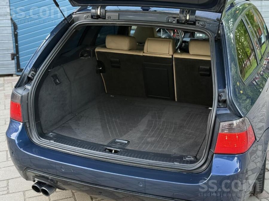 Blue BMW 535 2006 in Jelgava, with an engine capacity of 3.00 L and mileage of 332 thousand km for 5290 €, photo 20 on AUTOMOTO.COM.LV