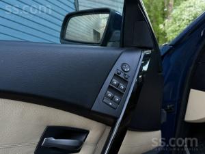 Blue BMW 535 2006 in Jelgava, with an engine capacity of 3.00 L and mileage of 332 thousand km for 5290 €, photo 24 on AUTOMOTO.COM.LV