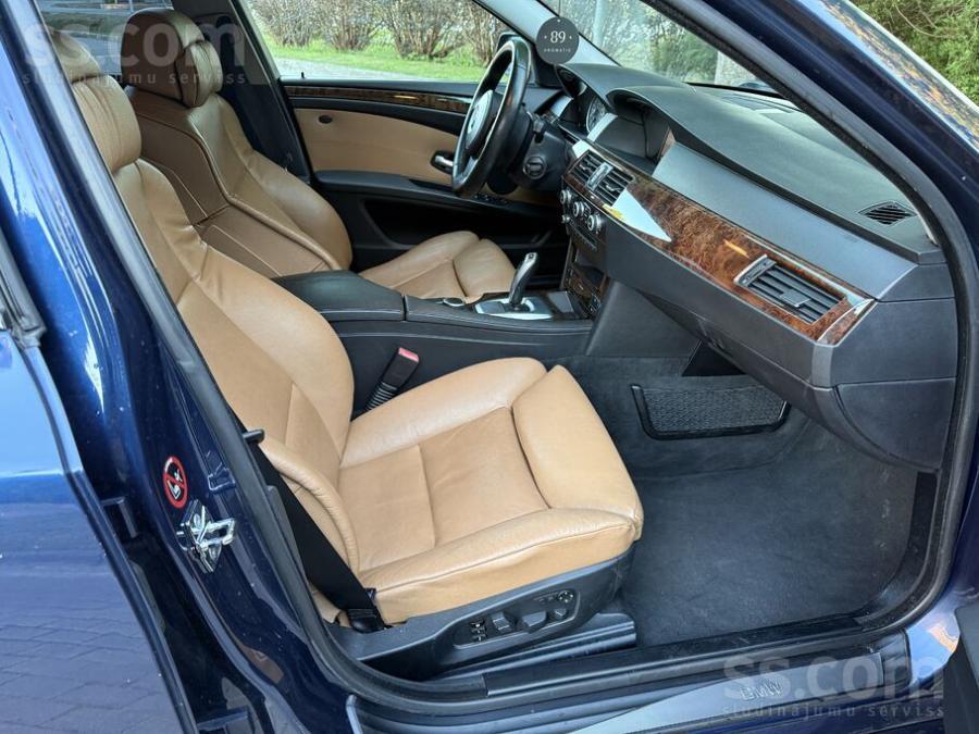 Zils BMW 535 2007 Jelgava, ar dzinēja tilpumu 3.00 L un nobraukumu 244 tūkst. km par 5900 €, foto 14 vietnē AUTOMOTO.COM.LV
