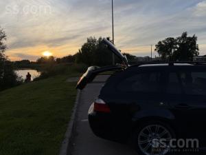 Zils BMW 535 2007 Rīga, ar dzinēja tilpumu 3.00 L un nobraukumu 374 tūkst. km par 6350 €, foto 5 vietnē AUTOMOTO.COM.LV