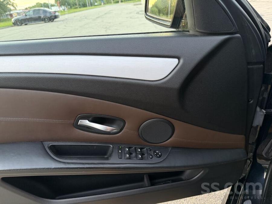 Zils BMW 535 2007 Rīga, ar dzinēja tilpumu 3.00 L un nobraukumu 374 tūkst. km par 6350 €, foto 13 vietnē AUTOMOTO.COM.LV