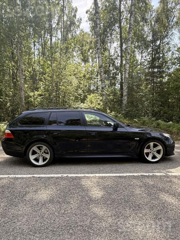 Blue BMW 535 2007 in Riga, with an engine capacity of 3.00 L and mileage of 339 thousand km for 4850 €, photo 4 on AUTOMOTO.COM.LV