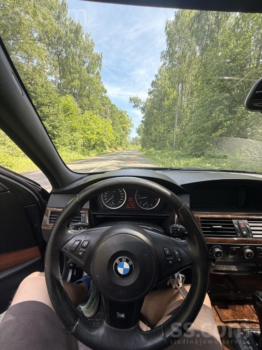Blue BMW 535 2007 in Riga, with an engine capacity of 3.00 L and mileage of 339 thousand km for 4850 €, photo 8 on AUTOMOTO.COM.LV