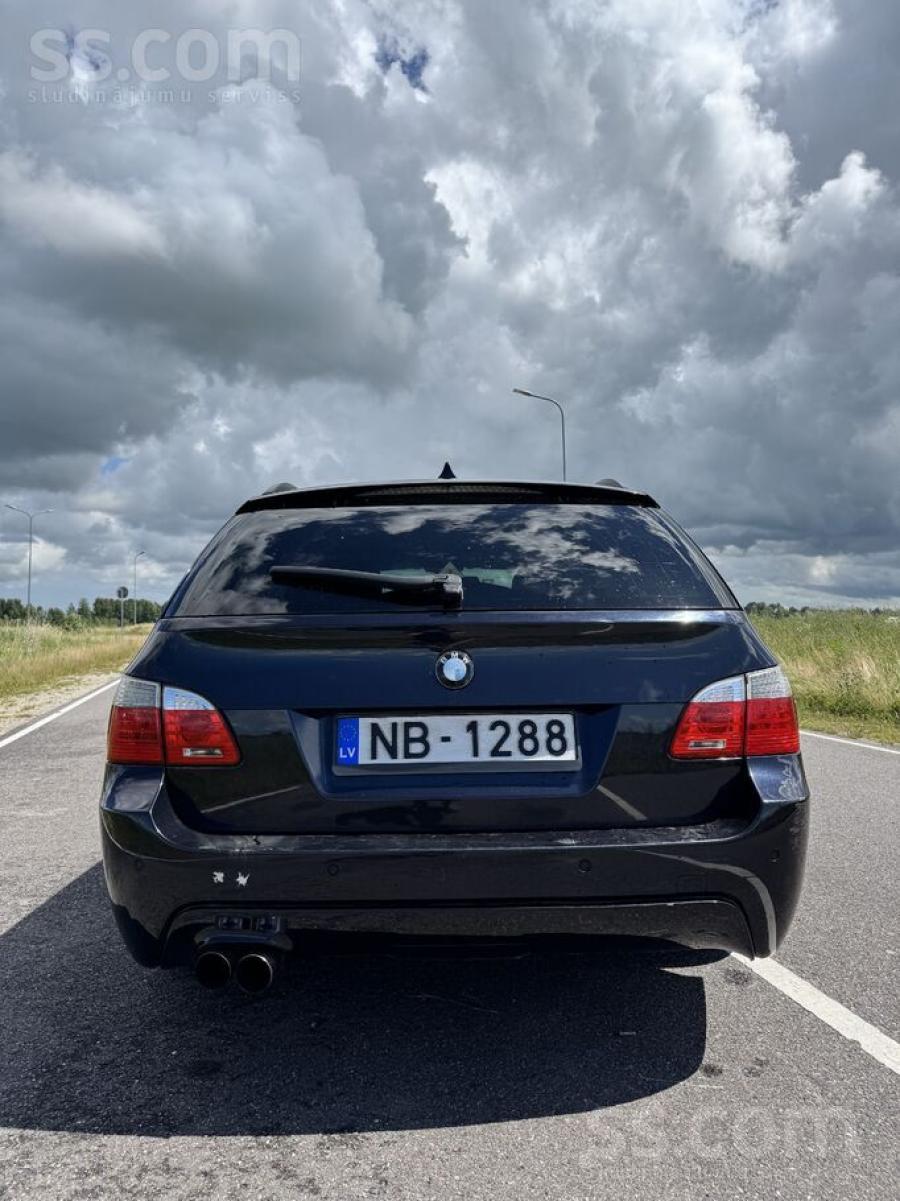 Blue BMW 535 2007 in Bauska, with an engine capacity of 3.00 L and mileage of 495 thousand km for 5500 €, photo 5 on AUTOMOTO.COM.LV