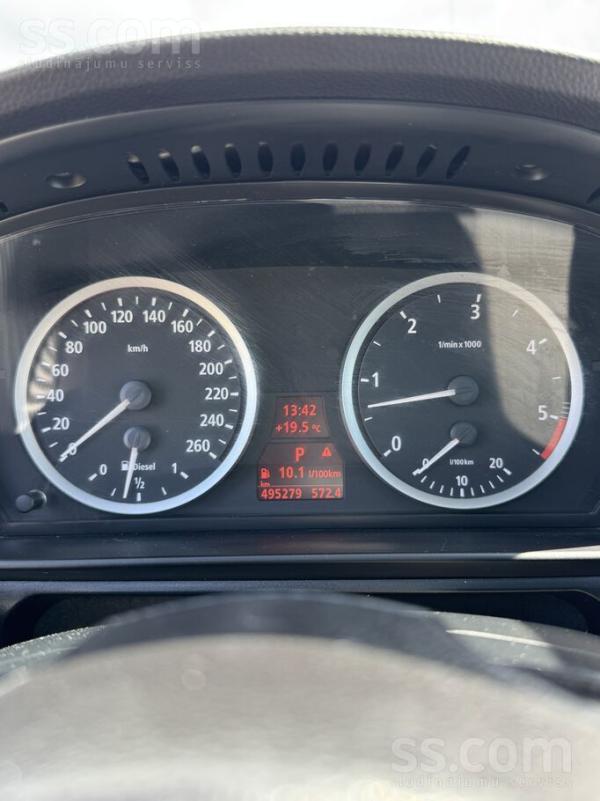Zils BMW 535 2007 Bauska, ar dzinēja tilpumu 3.00 L un nobraukumu 495 tūkst. km par 5500 €, foto 9 vietnē AUTOMOTO.COM.LV