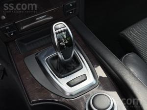 Blue BMW 535 2007 in Jelgava, with an engine capacity of 3.00 L and mileage of 254 thousand km for 9300 €, photo 21 on AUTOMOTO.COM.LV
