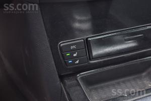 Blue BMW 535 2008 in Jelgava, with an engine capacity of 3.00 L and mileage of 432 thousand km for 6590 €, photo 14 on AUTOMOTO.COM.LV