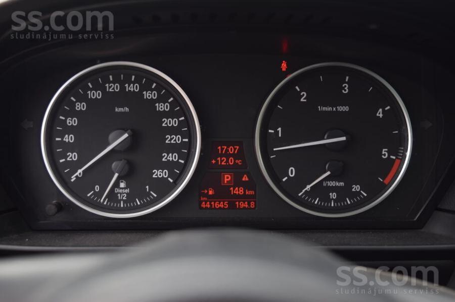 Blue BMW 535 2008 in Jelgava, with an engine capacity of 3.00 L and mileage of 432 thousand km for 6590 €, photo 17 on AUTOMOTO.COM.LV