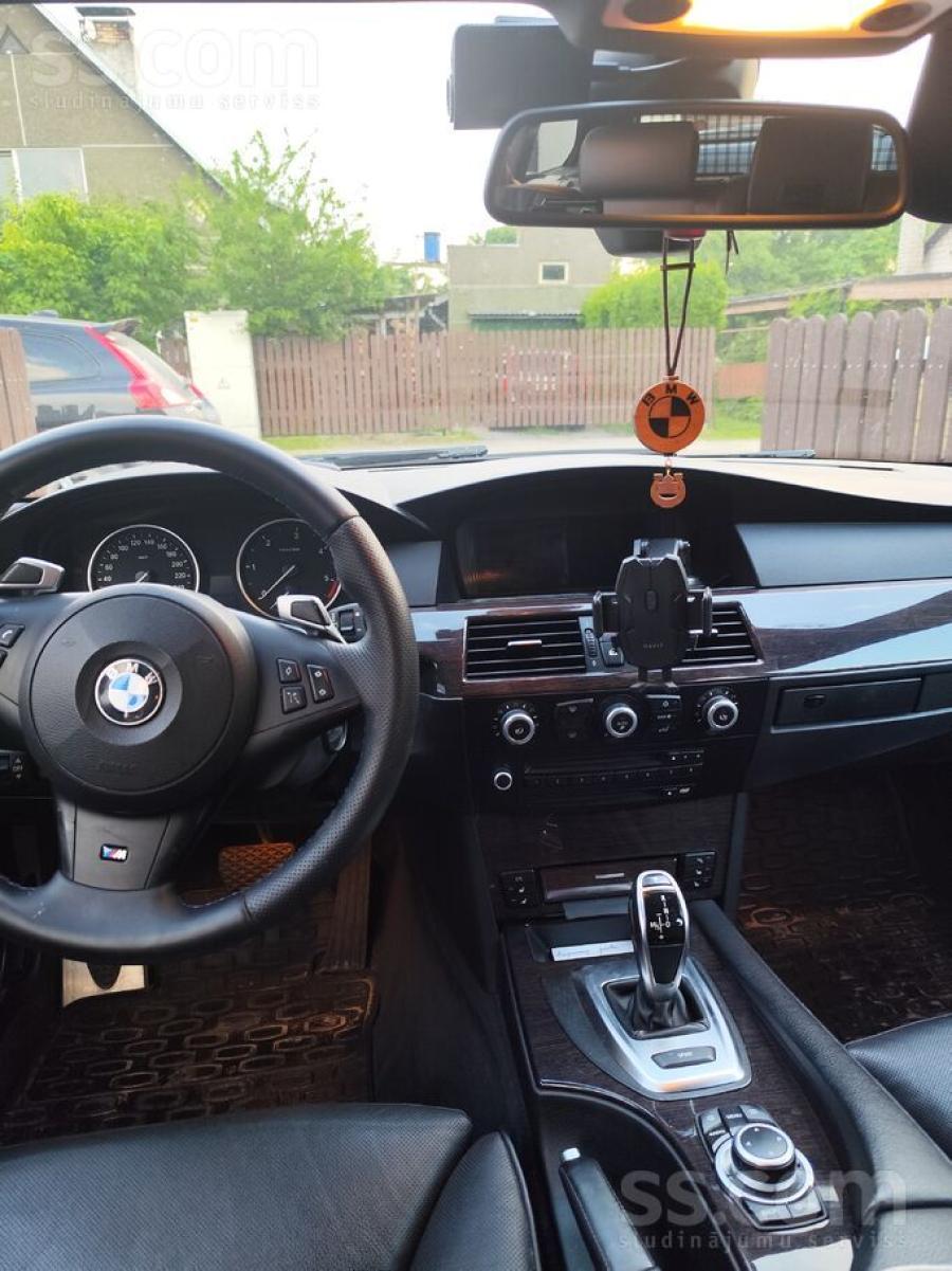 Blue BMW 535 2008 in Ventspils, with an engine capacity of 3.50 L and mileage of 460 thousand km for 10000 €, photo 9 on AUTOMOTO.COM.LV