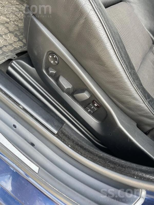 Blue BMW 535 2008 in Riga, with an engine capacity of 3.00 L and mileage of 410 thousand km for 6200 €, photo 6 on AUTOMOTO.COM.LV