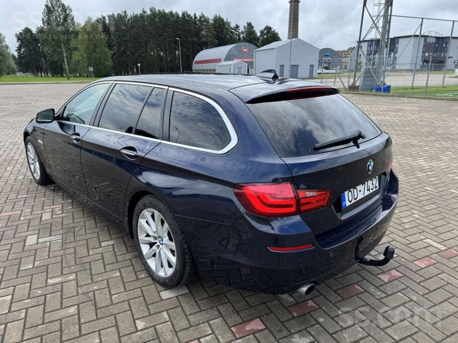 Blue BMW 535 2010 in Valmiera, with an engine capacity of 3.00 L and mileage of 411 thousand km for 6590 €, photo 8 on AUTOMOTO.COM.LV