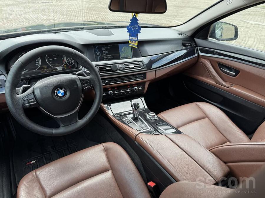 Blue BMW 535 2010 in Valmiera, with an engine capacity of 3.00 L and mileage of 411 thousand km for 6590 €, photo 13 on AUTOMOTO.COM.LV