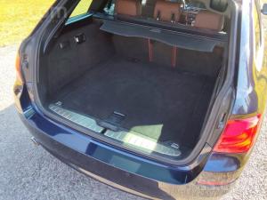 Blue BMW 535 2011 in Riga, with an engine capacity of 3.00 L and mileage of 300 thousand km for 7490 €, photo 18 on AUTOMOTO.COM.LV