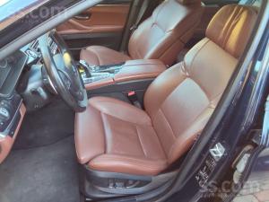 Blue BMW 535 2011 in Riga, with an engine capacity of 3.00 L and mileage of 300 thousand km for 7490 €, photo 24 on AUTOMOTO.COM.LV