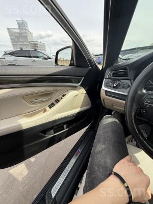 Zils BMW 535 2011 Rīga, ar dzinēja tilpumu 3.00 L un nobraukumu 0 tūkst. km par 8990 €, foto 15 vietnē AUTOMOTO.COM.LV