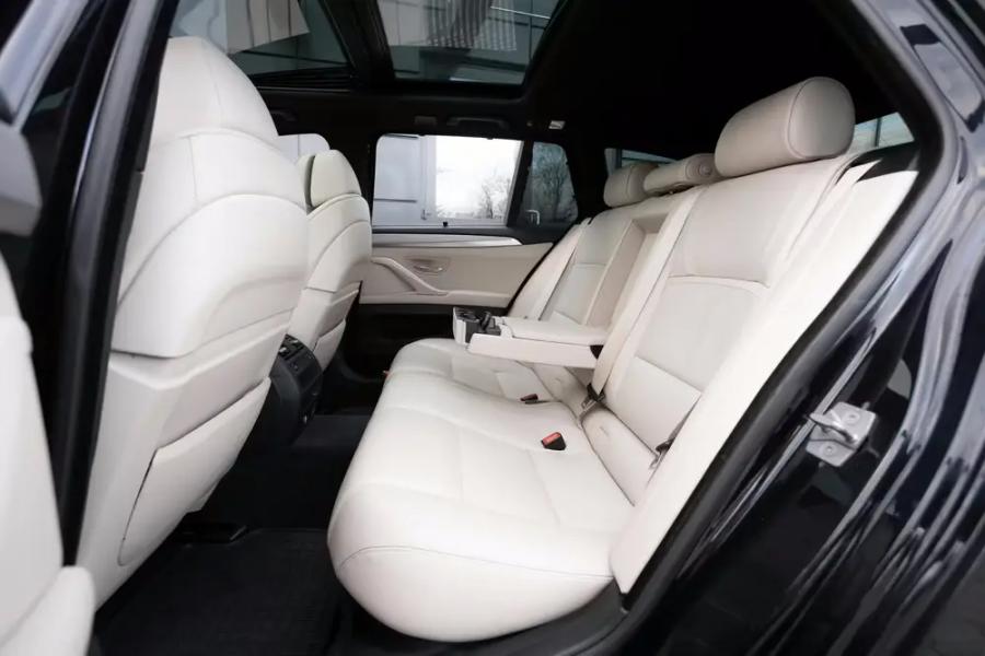 Zils BMW 535 2011 Jelgava, ar dzinēja tilpumu 3.00 L un nobraukumu 323 tūkst. km par 10900 €, foto 9 vietnē AUTOMOTO.COM.LV