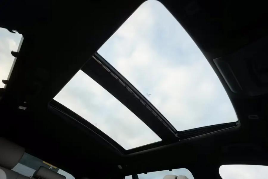Zils BMW 535 2011 Jelgava, ar dzinēja tilpumu 3.00 L un nobraukumu 323 tūkst. km par 10900 €, foto 22 vietnē AUTOMOTO.COM.LV