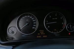 Blue BMW 535 2011 in Riga, with an engine capacity of 3.00 L and mileage of 421 thousand km for 7490 €, photo 24 on AUTOMOTO.COM.LV