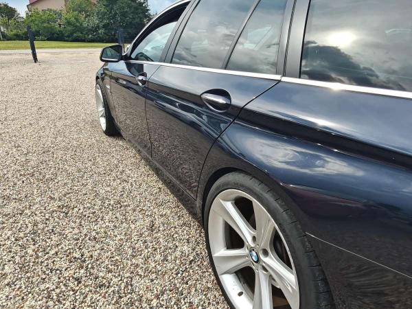 Blue BMW 535 2011 in Vilnius, with an engine capacity of 2.99 L and mileage of 319 thousand km for 7950 €, photo 7 on AUTOMOTO.COM.LV