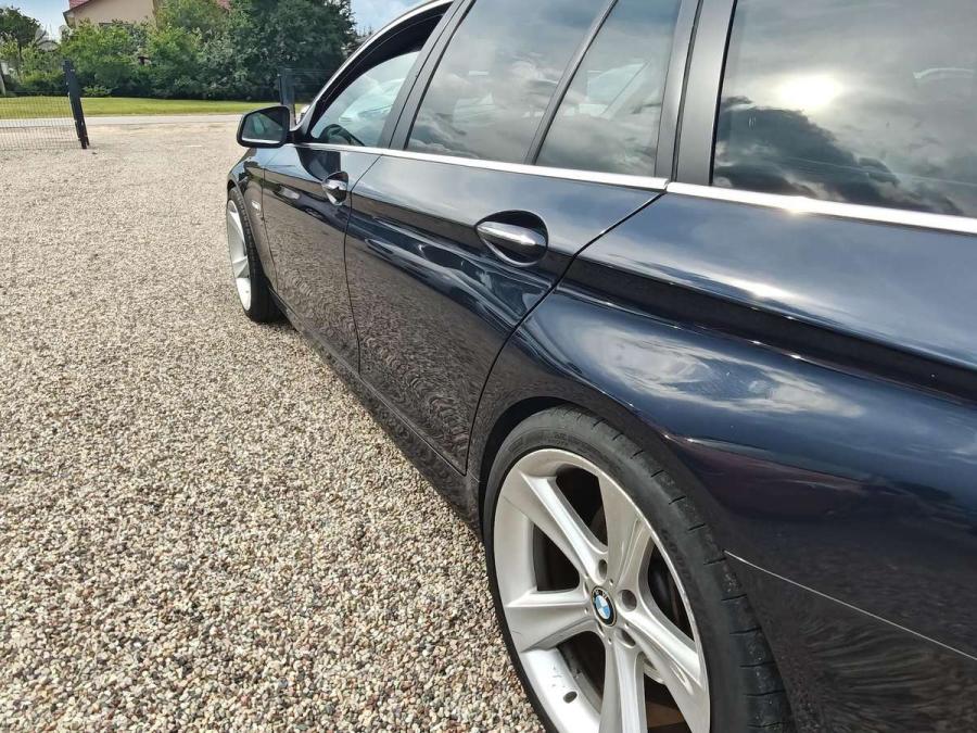 Blue BMW 535 2011 in Vilnius, with an engine capacity of 2.99 L and mileage of 319 thousand km for 7950 €, photo 8 on AUTOMOTO.COM.LV