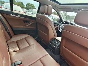 Blue BMW 535 2011 in Vilnius, with an engine capacity of 2.99 L and mileage of 319 thousand km for 7950 €, photo 12 on AUTOMOTO.COM.LV