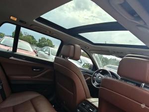 Blue BMW 535 2011 in Vilnius, with an engine capacity of 2.99 L and mileage of 319 thousand km for 7950 €, photo 13 on AUTOMOTO.COM.LV