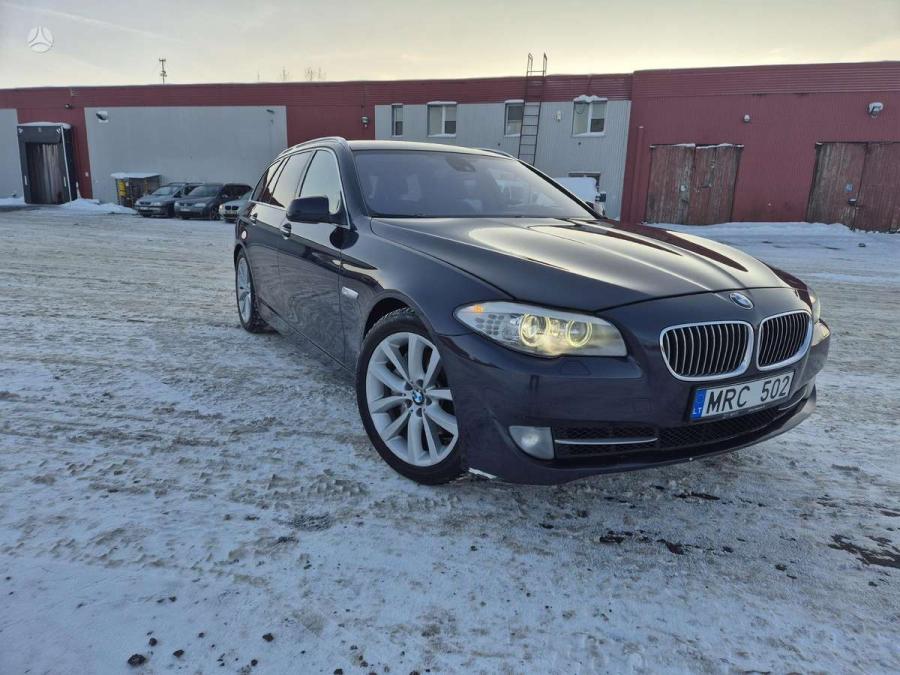 Blue BMW 535 2012 in Kaunas, with an engine capacity of 2.99 L and mileage of 276 thousand km for 8450 €, photo 2 on AUTOMOTO.COM.LV