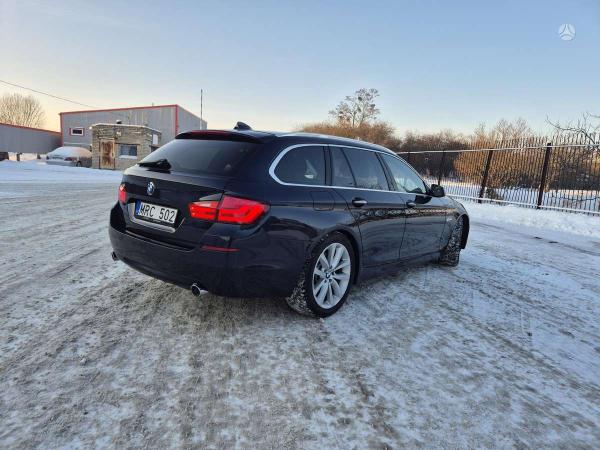Blue BMW 535 2012 in Kaunas, with an engine capacity of 2.99 L and mileage of 276 thousand km for 8450 €, photo 3 on AUTOMOTO.COM.LV